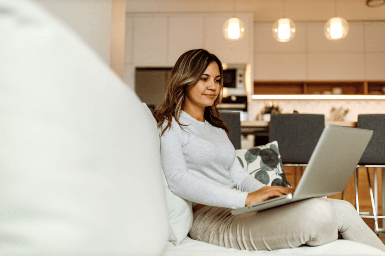 Morando sozinho: o que não pode faltar na decoração? Veja!