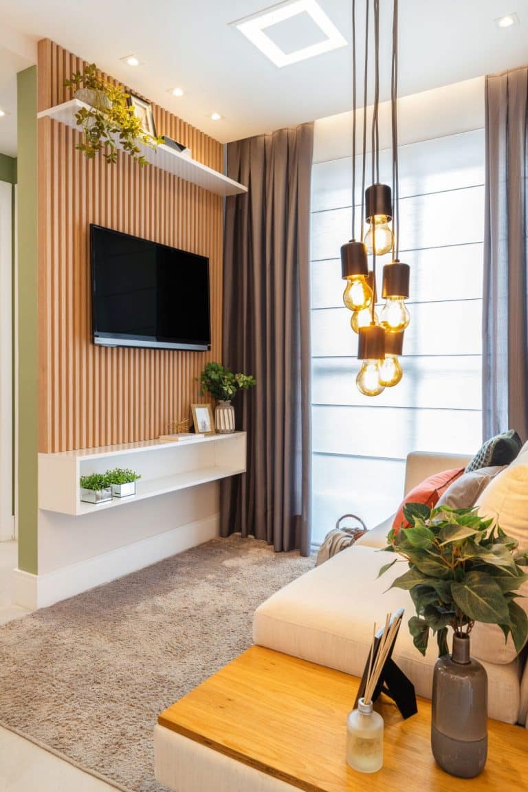 Como montar uma sala pequena e simples? Ideias de decoração