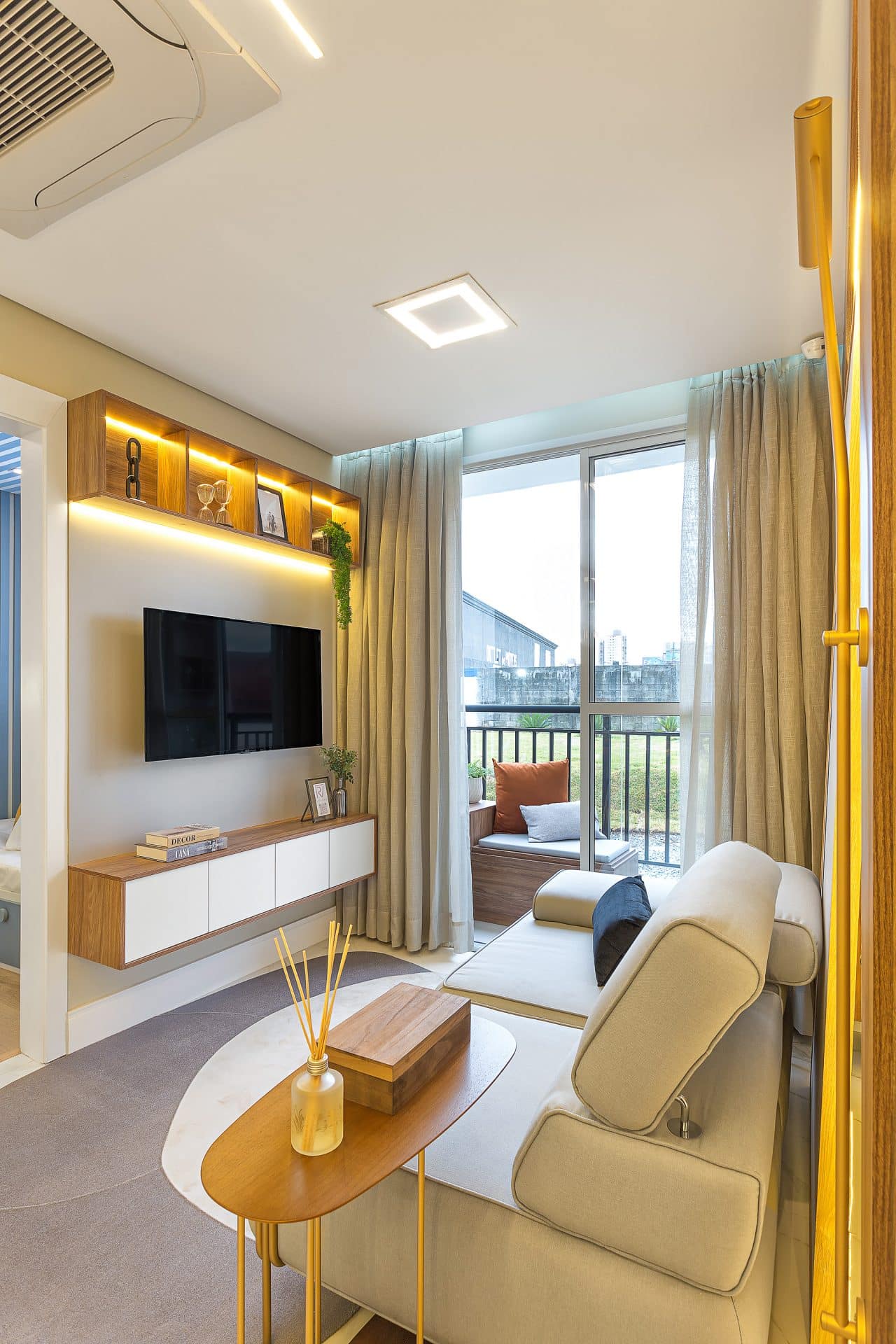 Como montar uma sala pequena e simples? Ideias de decoração