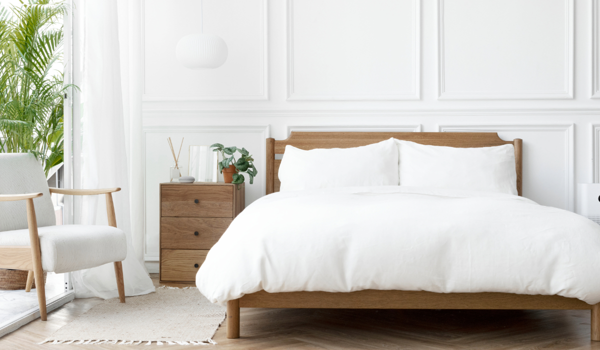 Boiserie na parede do quarto: Veja fotos e ideias!